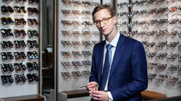 Fielmann-Chef kündigt ambitioniertes Wachstum an