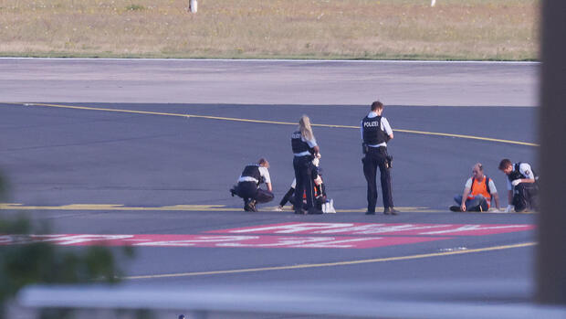 Letzte Generation: Am Flughafen Hamburg lösten Aktivisten keinen Alarm aus