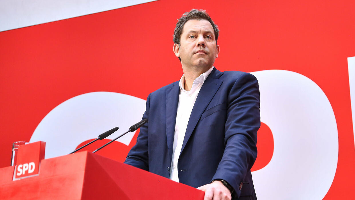 Lars Klingbeil: Gehalt, Lebenslauf und politische Laufbahn des SPD-Politikers