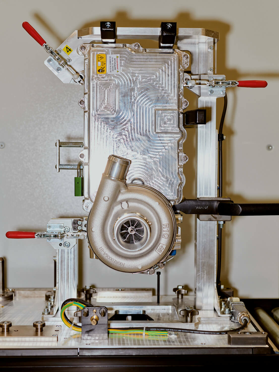 ZF, Bosch und Conti: Deutschlands Autozulieferer blicken in düstere Zukunft