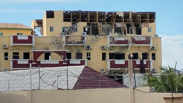 Mindestens elf Tote nach Islamisten-Angriff auf Hotel in Mogadischu