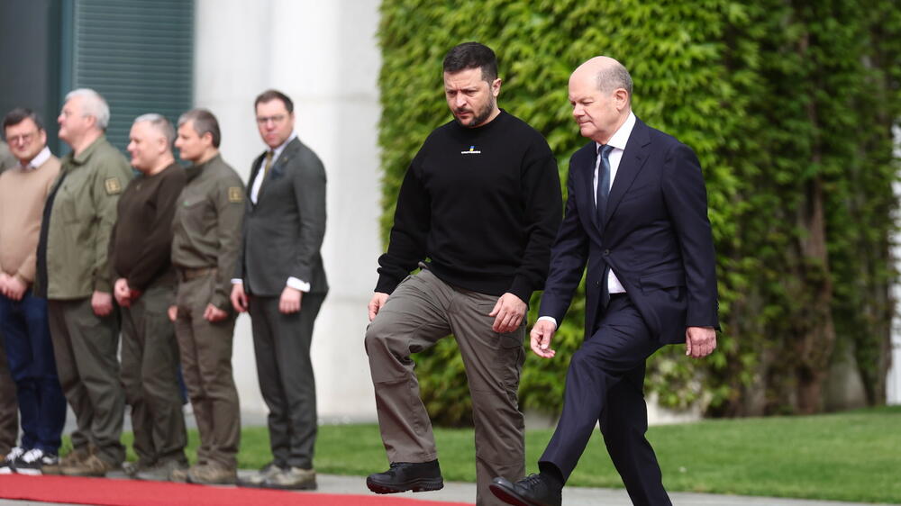 Selenskyj in Deutschland: Aktuelle Bilder und News zum Besuch des ukrainischen Präsidenten